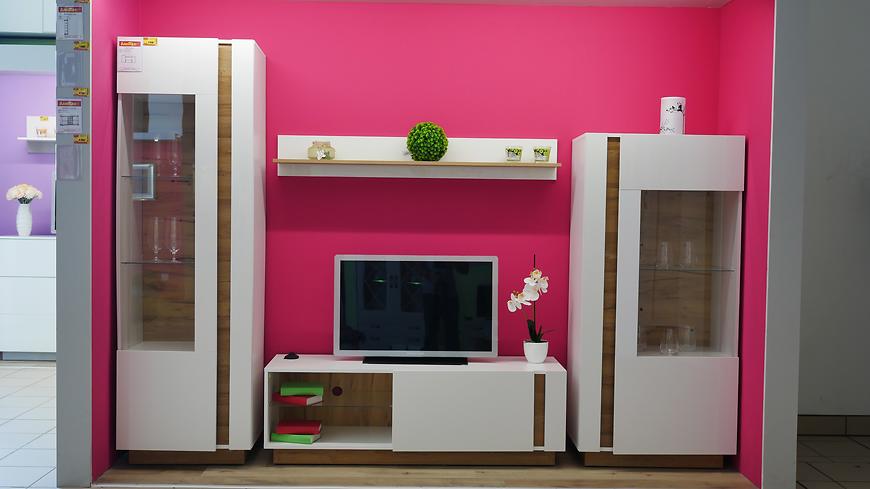 bauMax Most - zahradní nábytek, dlažby, obklady