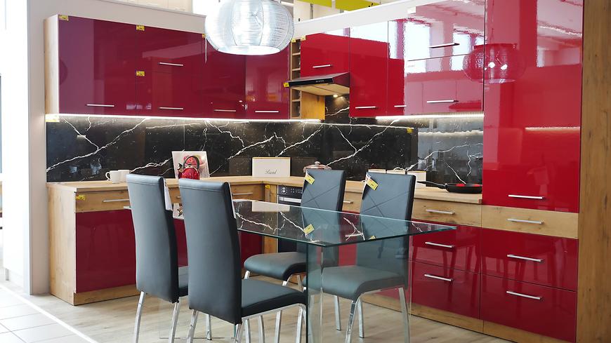 bauMax Praha 10 - Michle - zahradní nábytek, dlažby, obklady